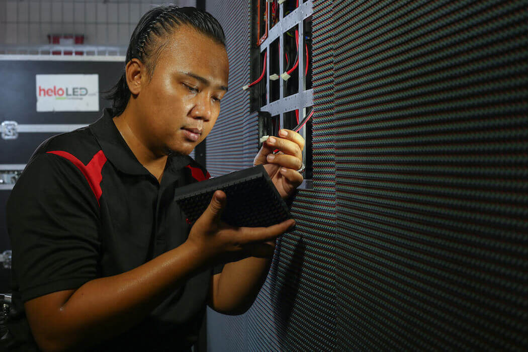 Fast & Reliable LED Screen Repairs, Reasonable Pricing | HeloLED