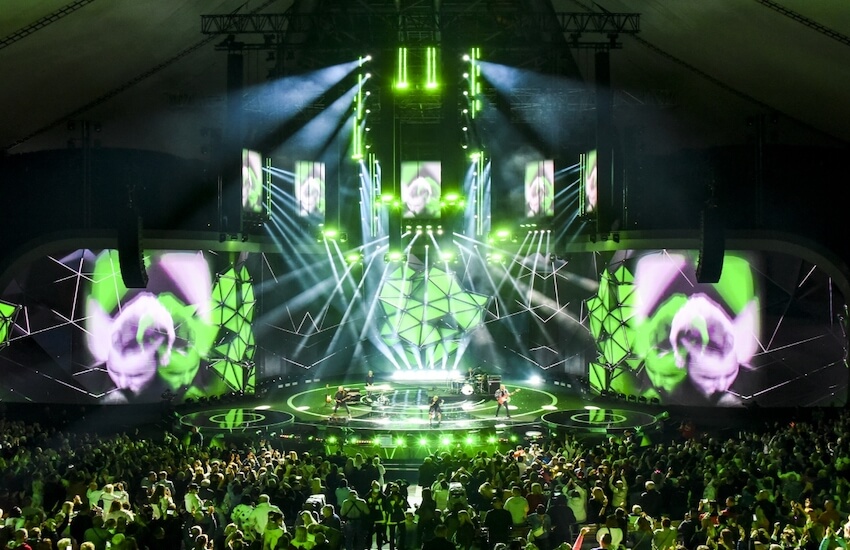 Light Up Your Business with Best Wholesale LED Screens | HeloLED